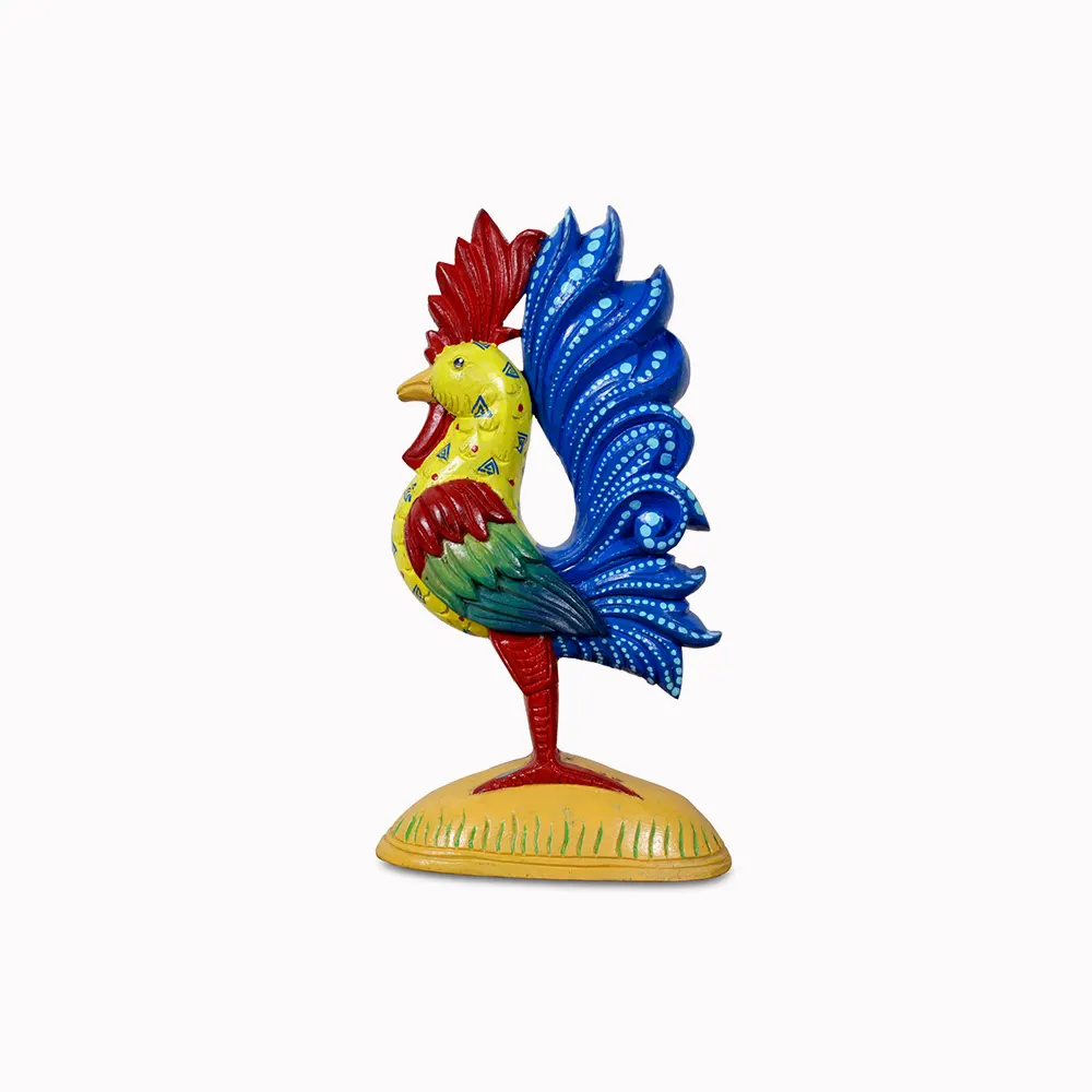 Hand carved rooster in wood with blazing bright wings - Parodarsh