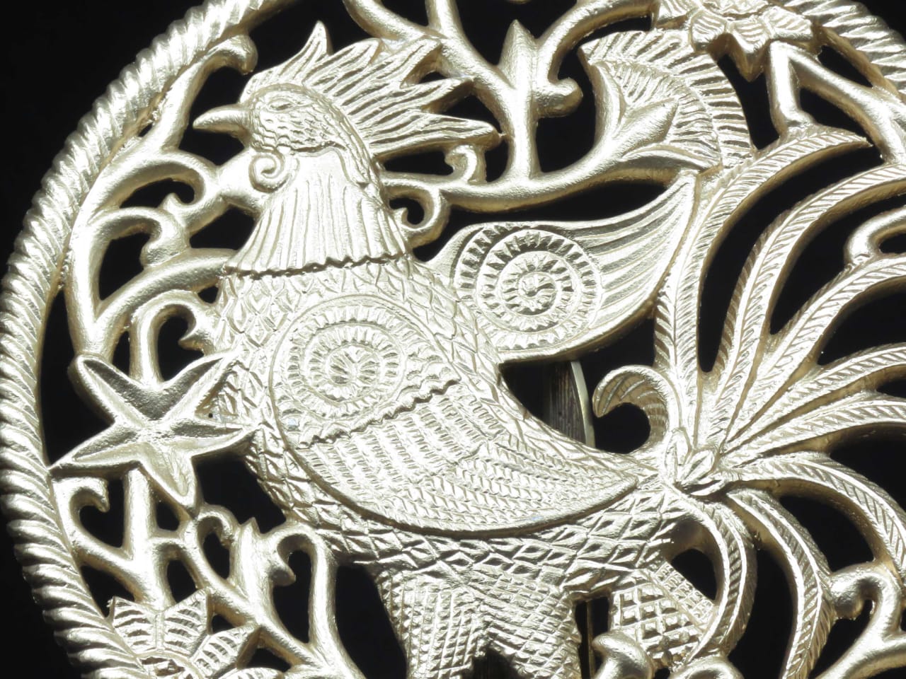 Handcrafted Metal Rooster | Homemade Gifts online Shopping
